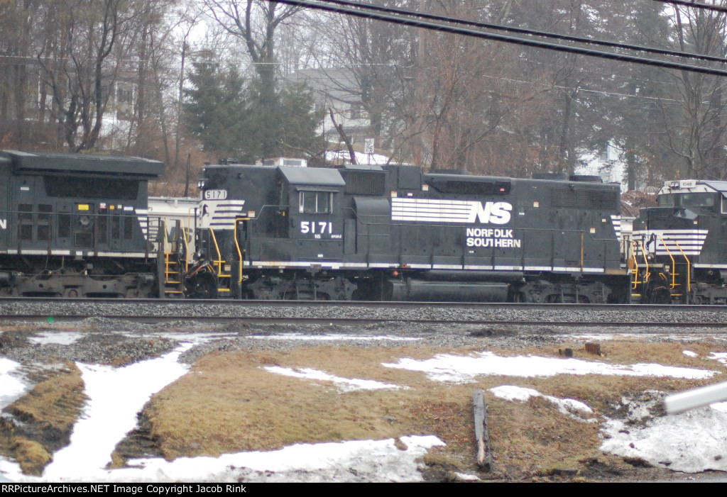 NS GP38-2 5171